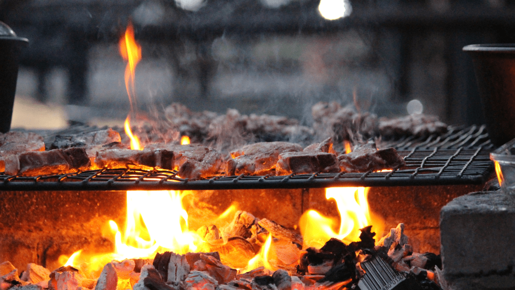 How to Put a Festive Spin on Your Braai This Holiday Season - Ngwenya Lodge